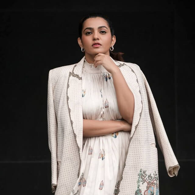 Web Stories | Waves Institute of Fashion Designing