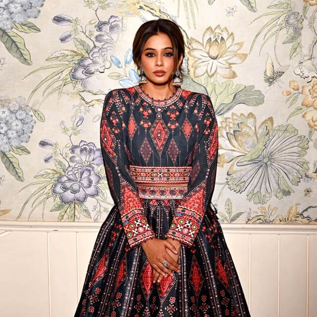 Web Stories | Waves Institute of Fashion Designing